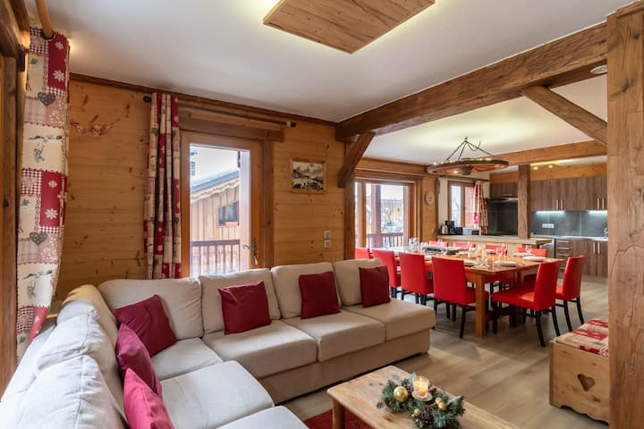 6 Bedroom Chalet W/hot Tub Montchavin Self Catered - Peisey-Nancroix