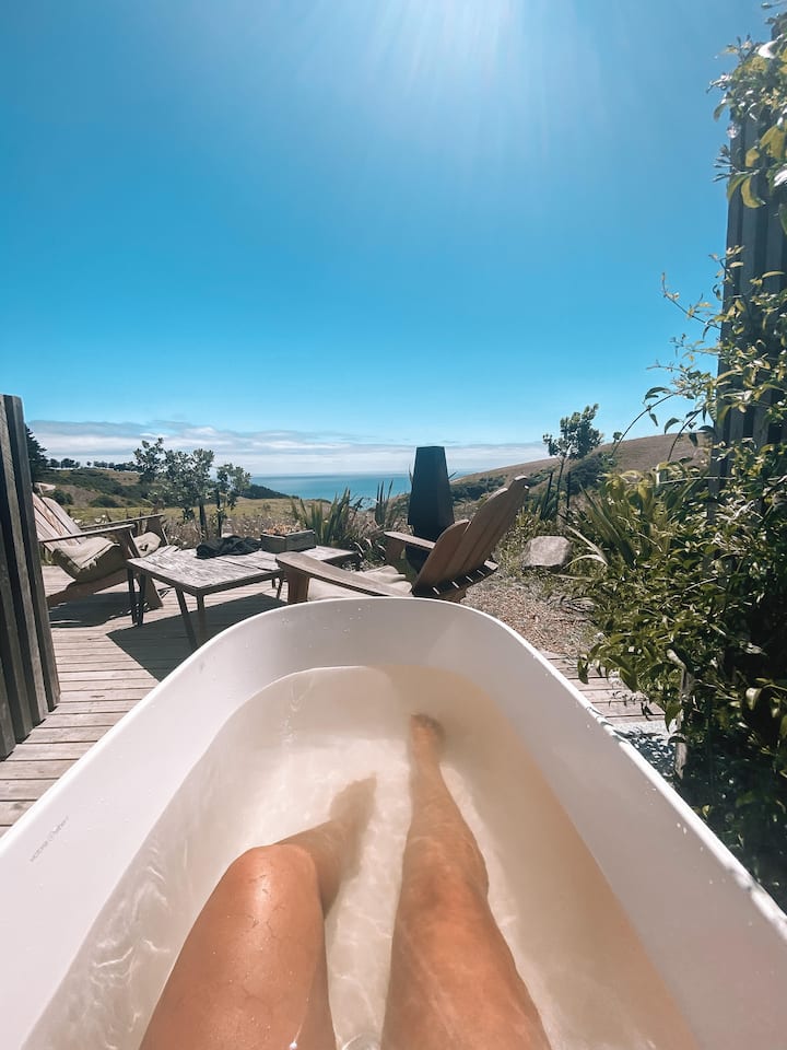 Raglan Lovebus - Romantic Escape With Outdoor Bath - 