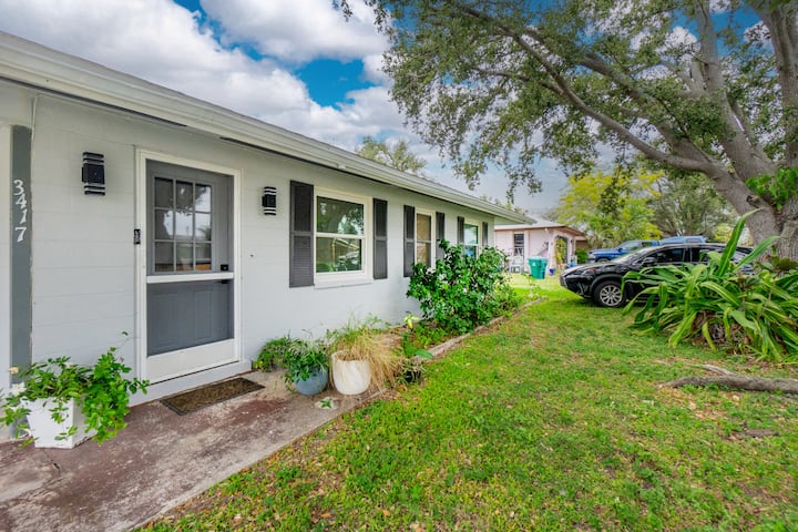 Sunshine And Serenity 3/2 Home - Port Charlotte, FL