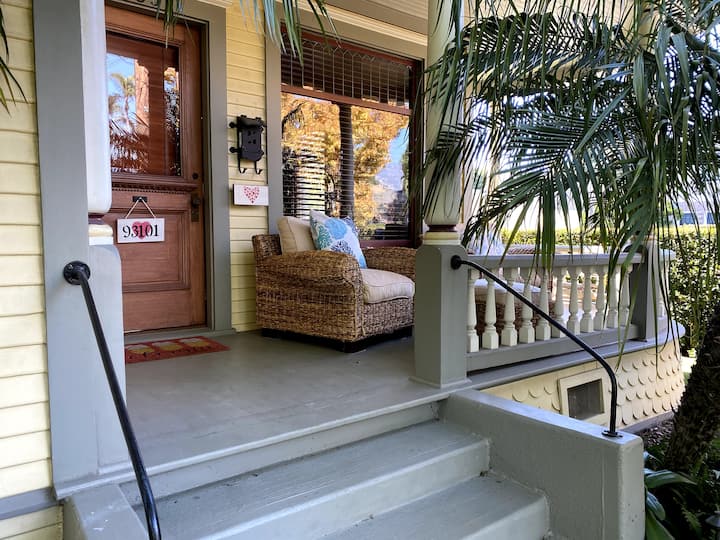 Spectacular Downtown Family Stay - Santa Barbara, CA