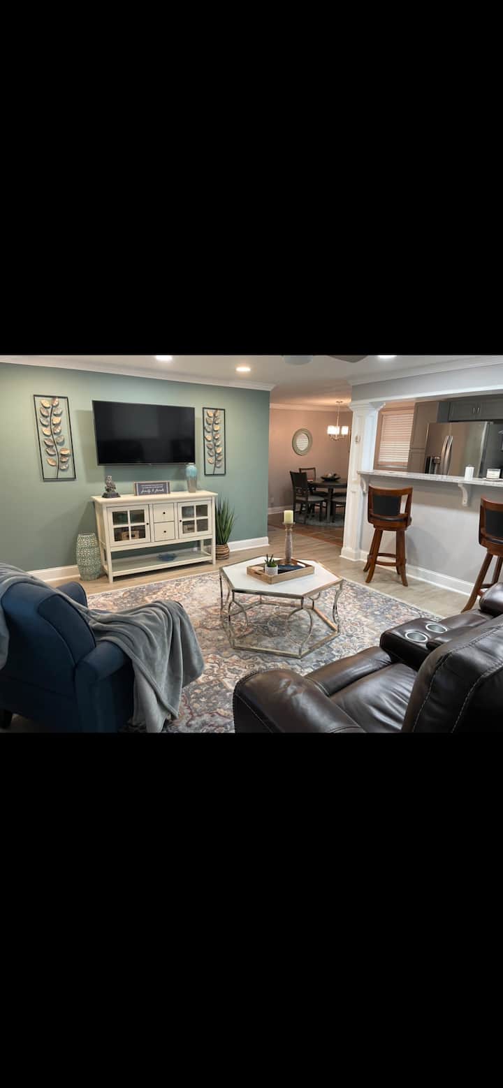 3 Bedroom Spacious Hideaway In Carrollton, Ga - Carrollton, GA