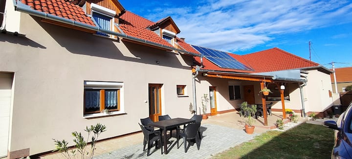 Andika Apartman Szajk - Hongarije