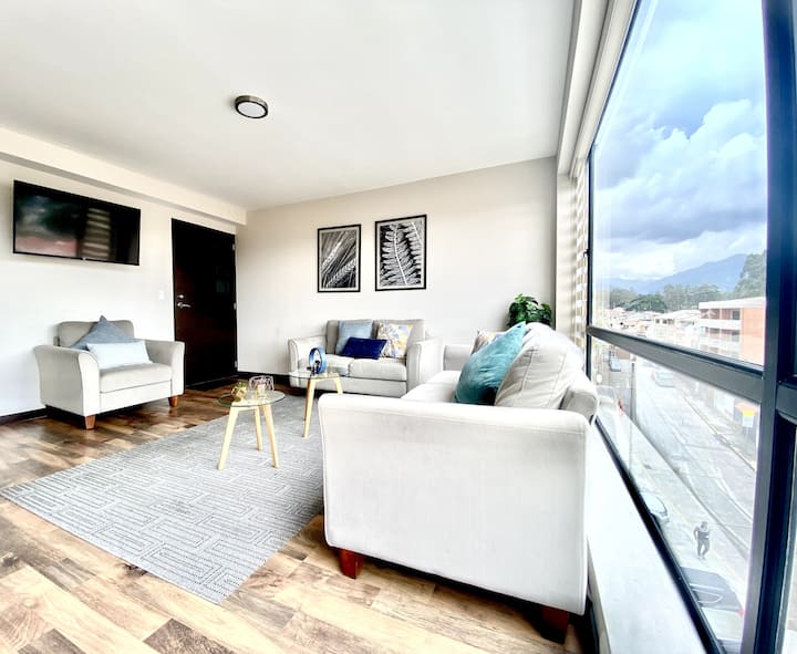 Hermoso Departamento En Cuenca - Ecuador