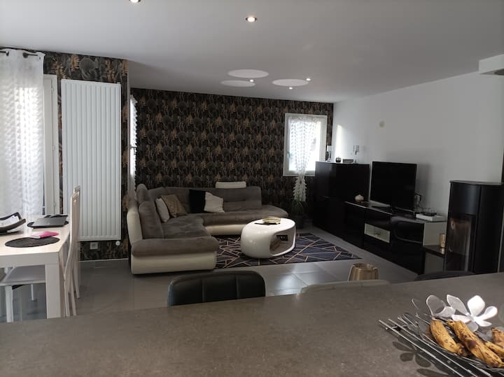 Villa 6 Personnes - Morestel