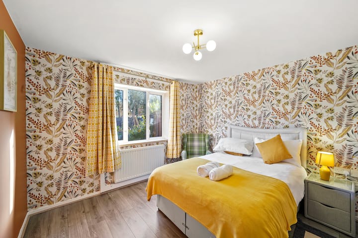 5 Bedroom House For Contractors, Workers,business - Aylesbury