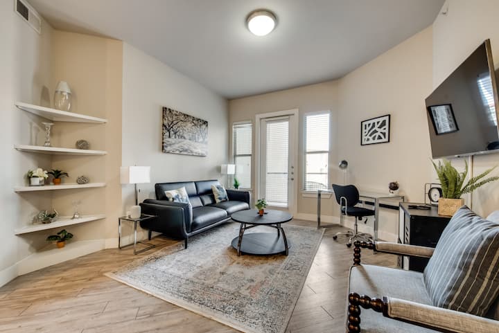 25%off Luxury 2bd Courtyard Med Dist Dallas Dal031 - ダラス