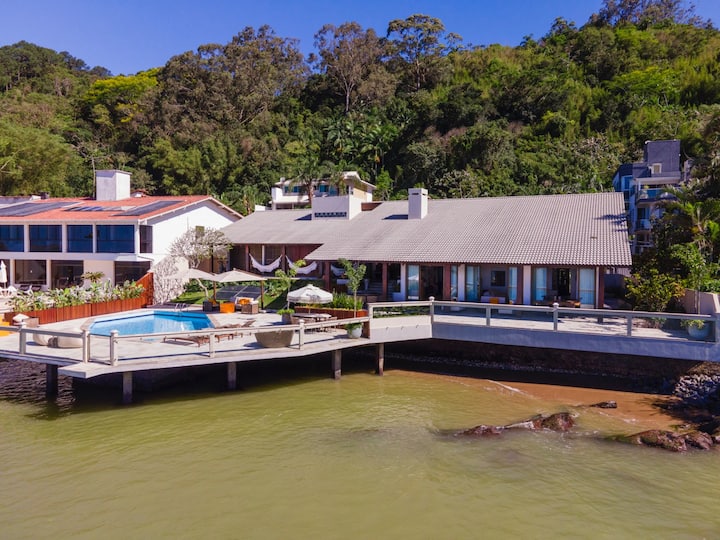 Casa Sollar 65 - Cabeçudas - Navegantes