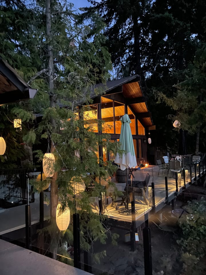 A Little Piece Of Heaven - Blind Bay