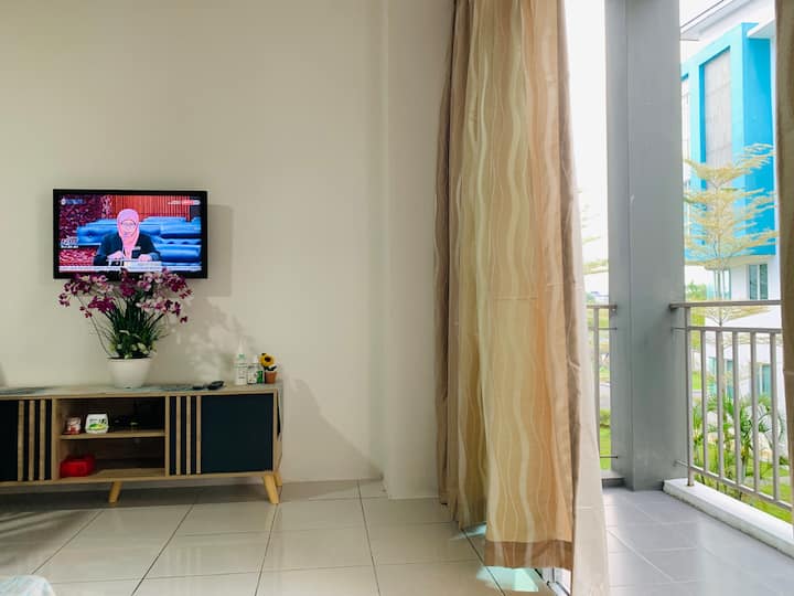 Cozy Homey Homestay In Kuching - Kuching