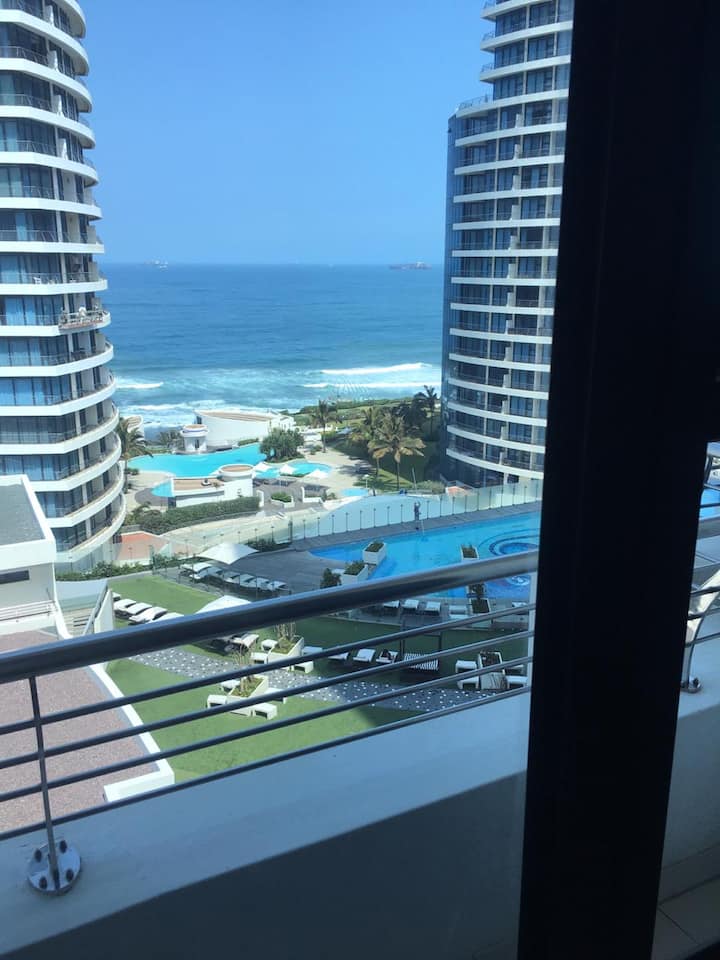 Pearls Studio - Sea Facing - uMhlanga