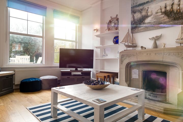 Beach In Reach - Group House - Eastbourne
