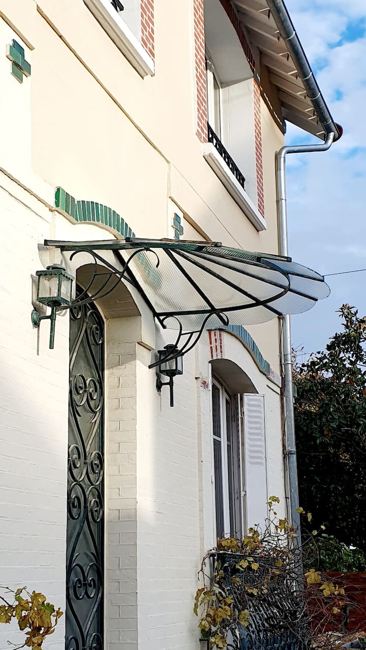 Charmante Maison Familiale 6-9 Personnes - Vaucresson