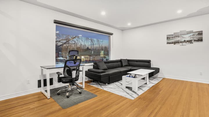 Modern 2br Suite W/ King Beds & Remote Workspace - Calgary