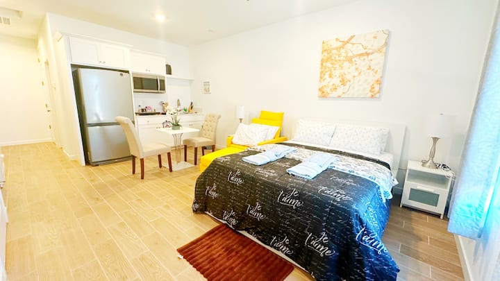 Sequoia Riverway Studio, Visalia - Visalia, CA