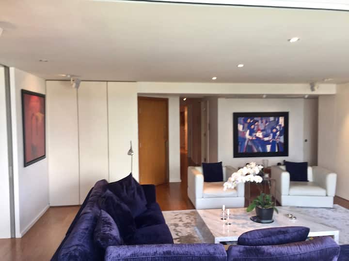 Large 5 Bdr Flat, Hk Island - Hong Kong