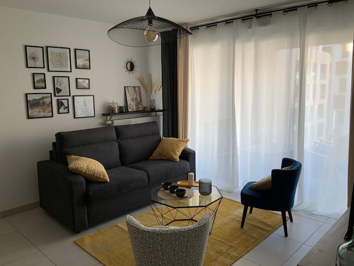Logement Cosy Avec Parking - Aix-en-Provence