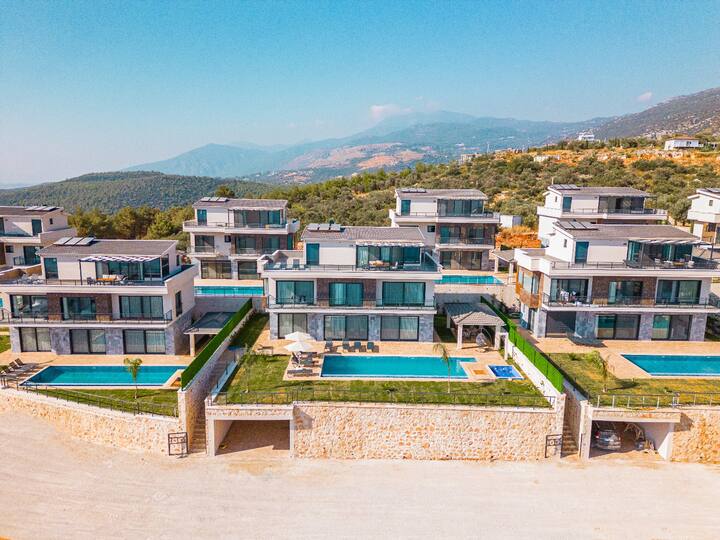 Kaş Kalkan'da Saunalı Jakuzili 10 Kişilik Villa - Kaş