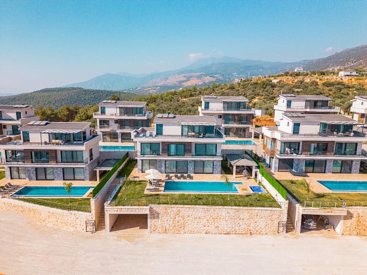 Kaş Kalkan'da Saunalı Jakuzili Villa - Kaş