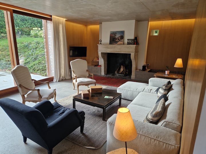 Amazing Villa With Swimming Pool - Sprimont