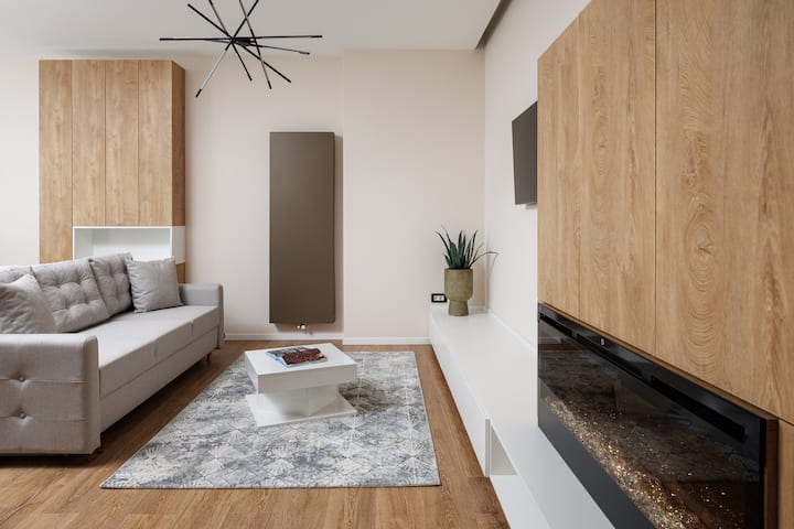 Skylark | Chicago Suite With Fireplace & View - Brassó