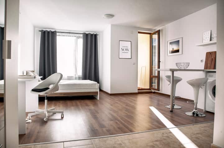 White Studio F Near The Gondola - Bansko