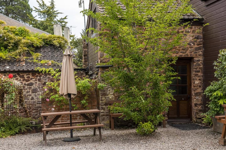 Luccombe At Duddings - Sleeps 6, Indoor Pool Etc - Dunster