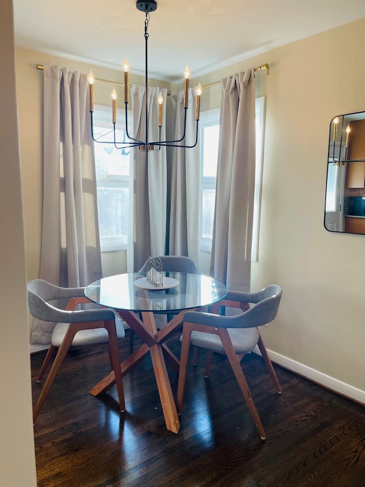 Stylish Roanoke Home - Roanoke, VA