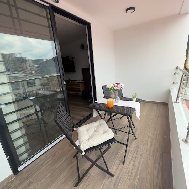 Spacious Duplex With Balcony In New Marseille - Bogota