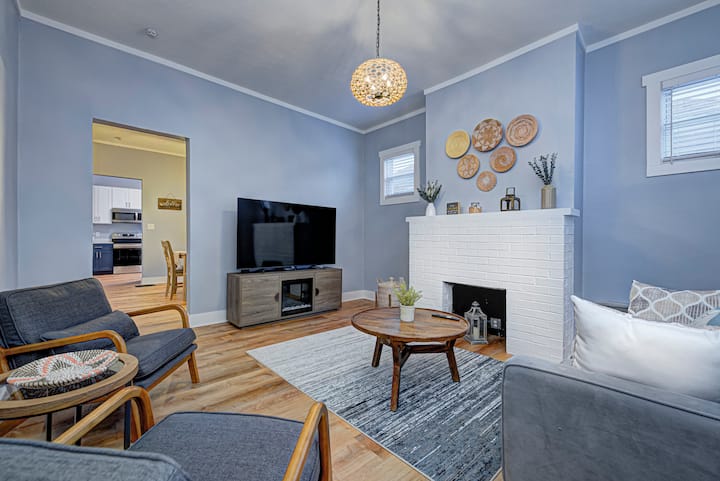 Modern Cozy 2br, Near Monon & Mins From Downtown - Irvington Historic District, IN