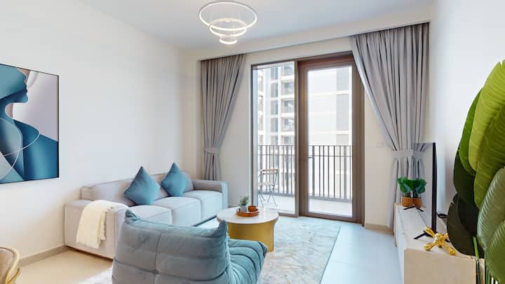 Elegant 1 Bed L Prime Location L Gym & Pool Access - Dubai