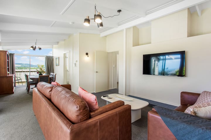 Serene Breeze Escape With Estuary View - Beachlands