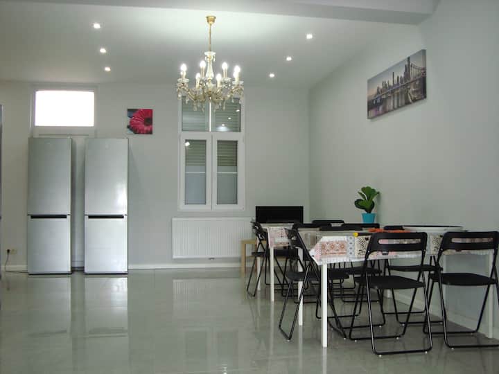 Spacious 5 Bedroom House - Dessel