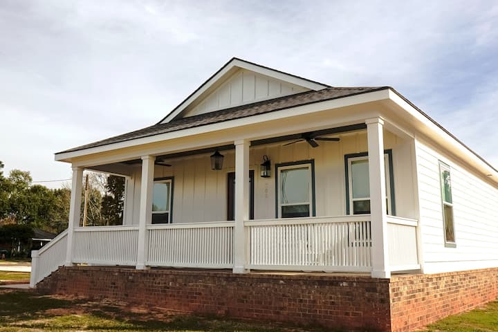 Cowan Road Cottage - Biloxi, MS