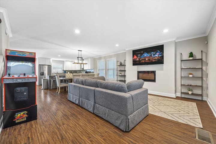 Atlanta Spacious Haven Near Downtown & Beltline - Decatur, GA