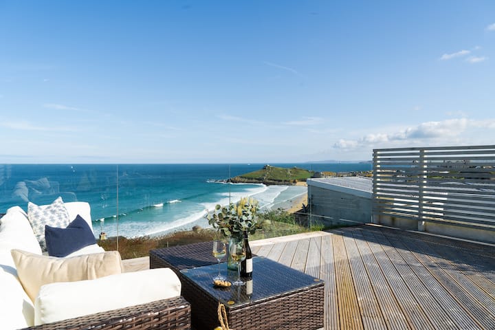 Ocean Scene | Sea Views Over Porthmeor Beach - St Ives