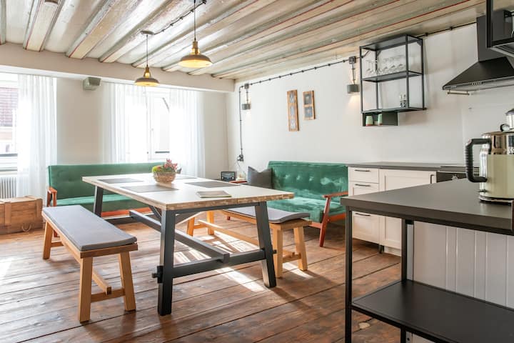 Retro Black Forest Apartment With Sauna - Donaueschingen