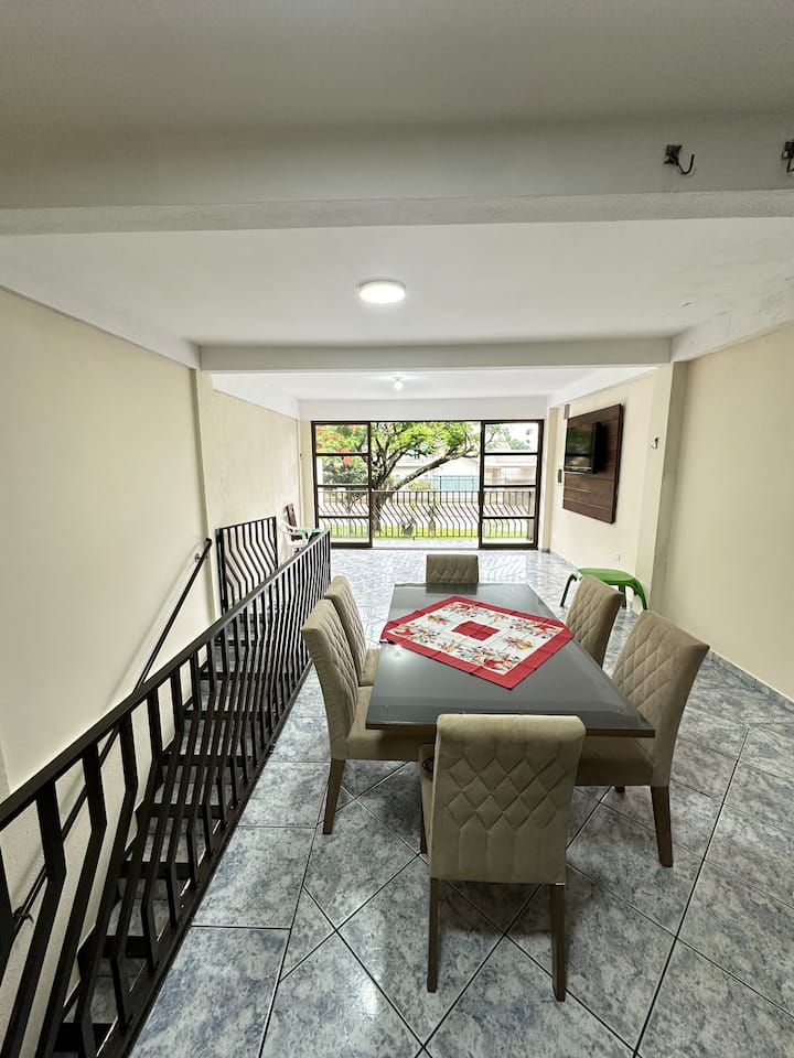 Casa Em Foz Do Iguaçu/pr - Hernandarias