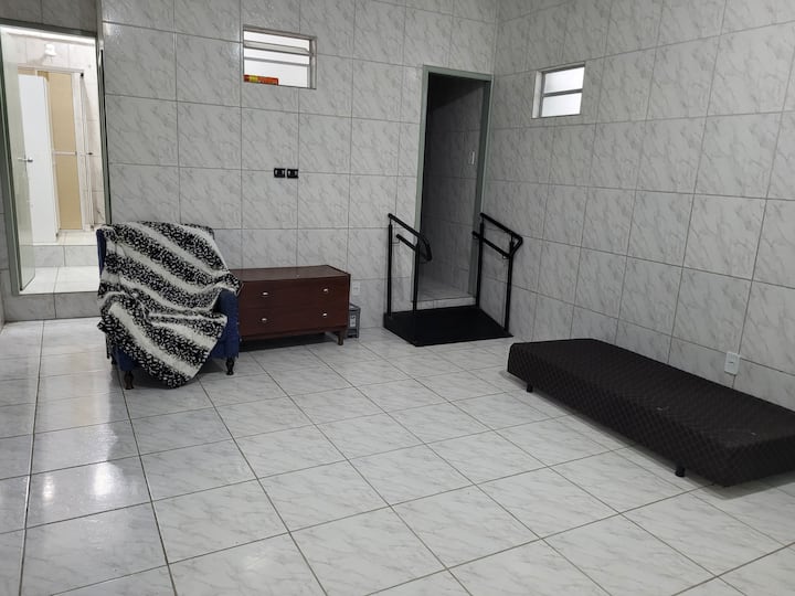 Simples E Bem Localizada! - Santa Maria