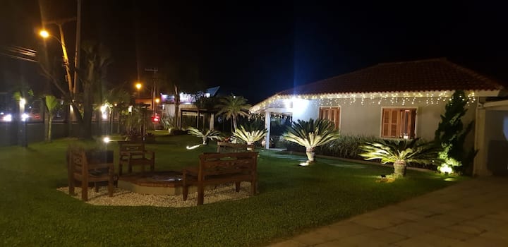 Casa Com Piscina Em Mariluz-imbé - Tramandaí