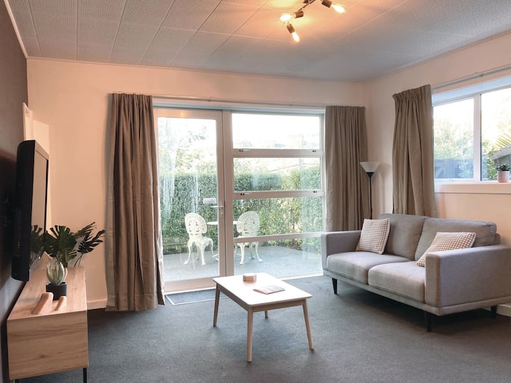Private, Self Contained & Close To City - Christchurch