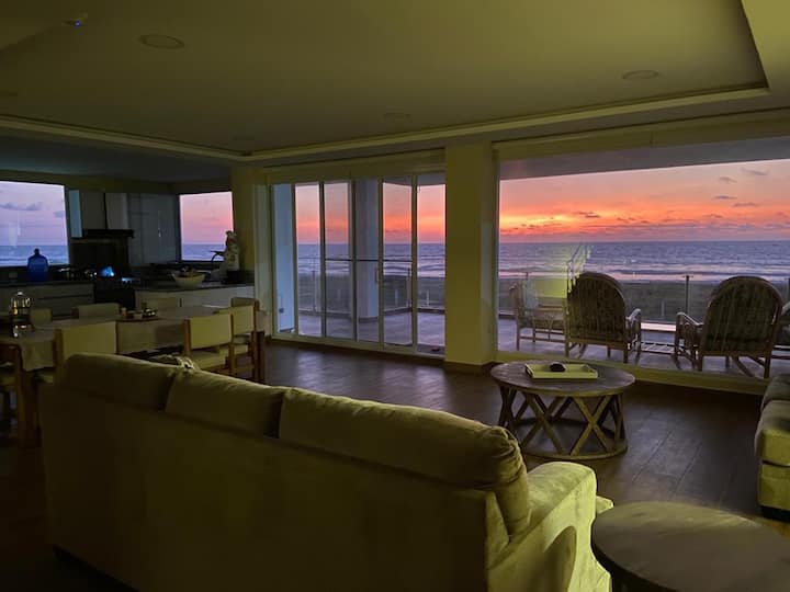 Hermosa Casa Por Estrenar - Pedernales