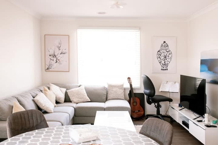 Shepparton Family Haven | Spacious Retreat - Shepparton
