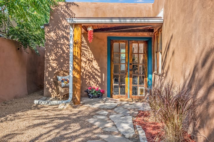 Private 2bd Adobe In The Heart Of Santa Fe - Santa Fe, NM