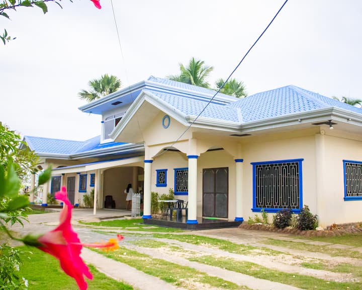 Sunrise Guesthouse, Entire Property, Panglao - Panglao