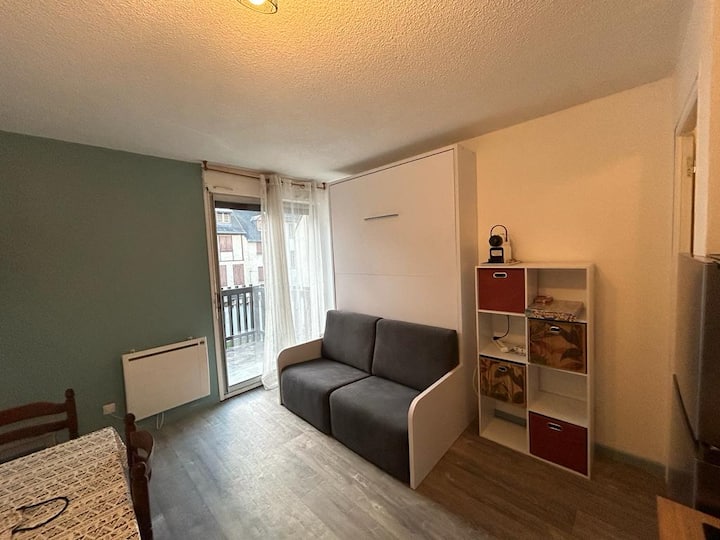 Charmant T1 Bis Cabine - Parking Privé - Bossòst