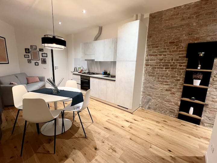 Un Nido A Mantova: Historic Apt Near The Center! - Mantova