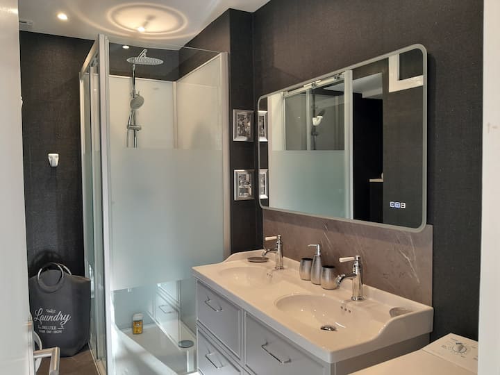 Joli Appartement T2 Vue Sur Lac - Idéal Pour Cures - Bagnoles-de-l'Orne
