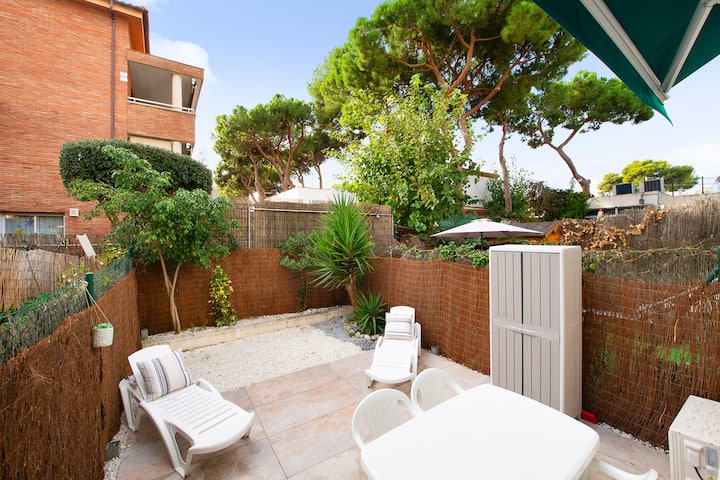 Tiny Garden By Seasidehomes - Casteldefels