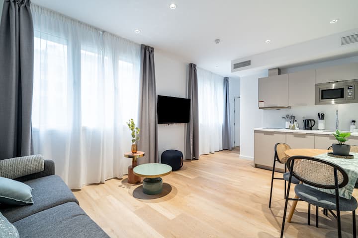 Limehome Sevilla Capuchinos |One-bedroom Apartment - Sevilla, España