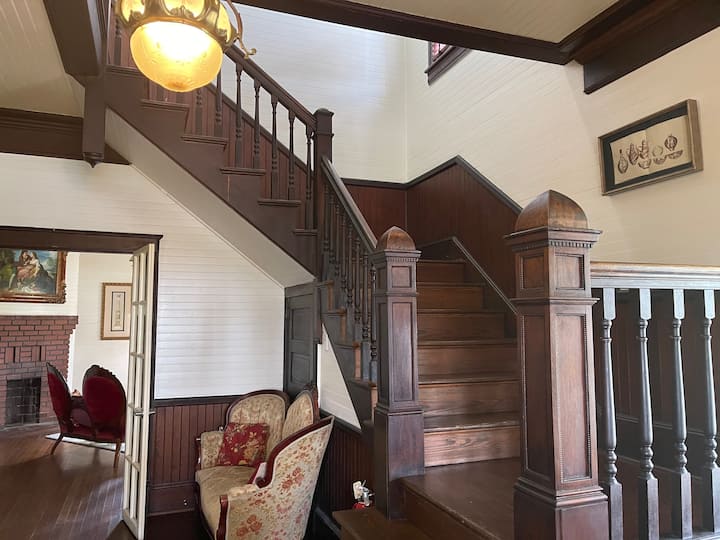 Coombs House Inn & Suites - Nk - St. George Island, FL